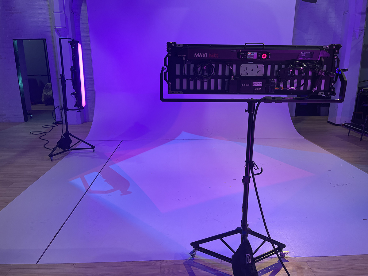 How Two Rosco DMG MAXI™ Lights Helped Create A Video Studio On Stage